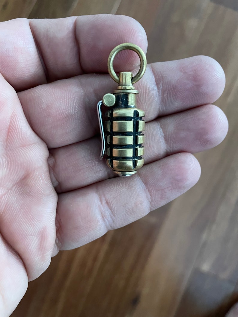 KYLINK EDC Pocket Keychain Bead Rocket Bomb Rotating Pendant | Etsy