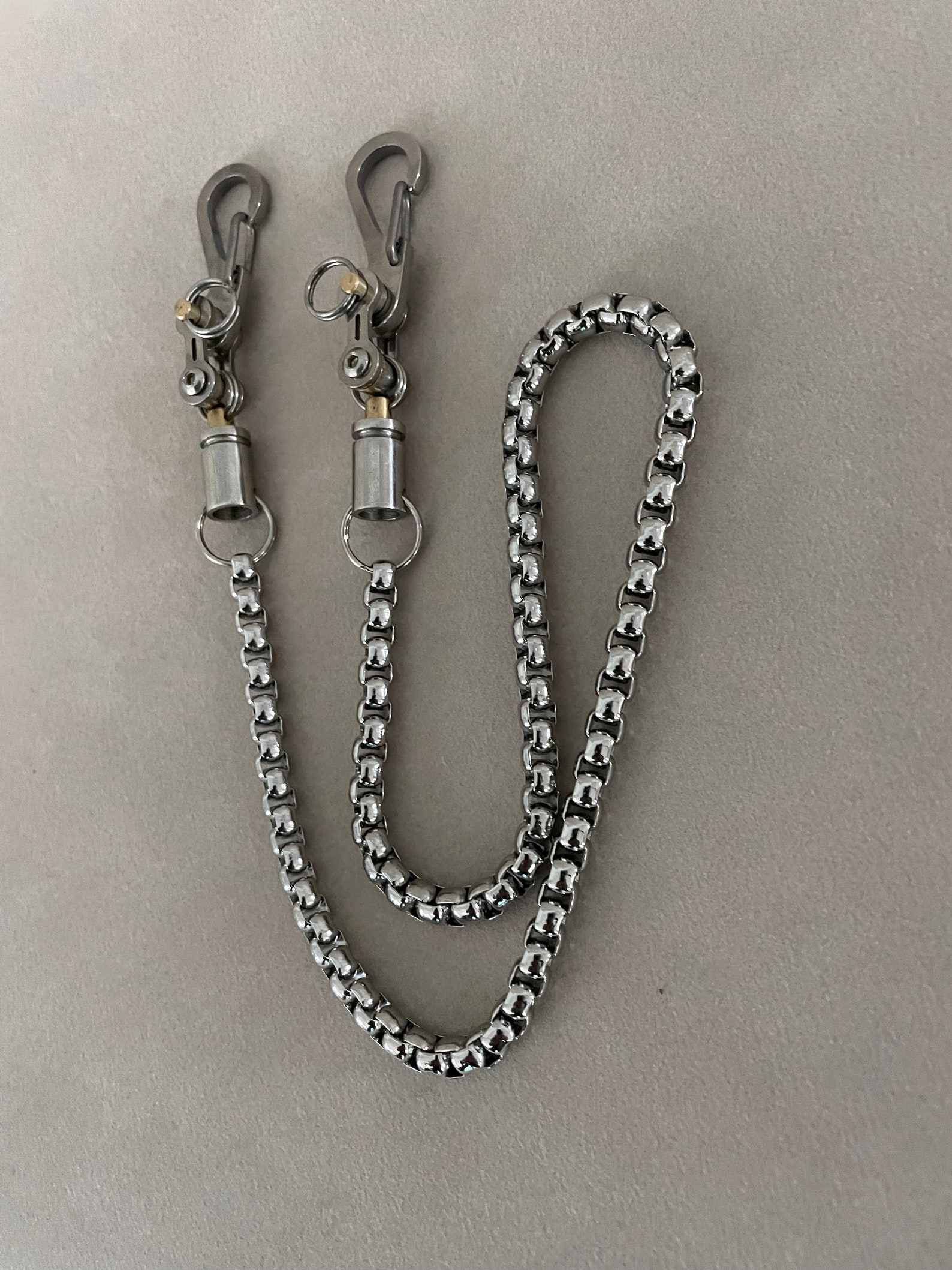 KYLINK Biker Wallet Chain With Ti-bolt Carabiner and Double Swivel ...