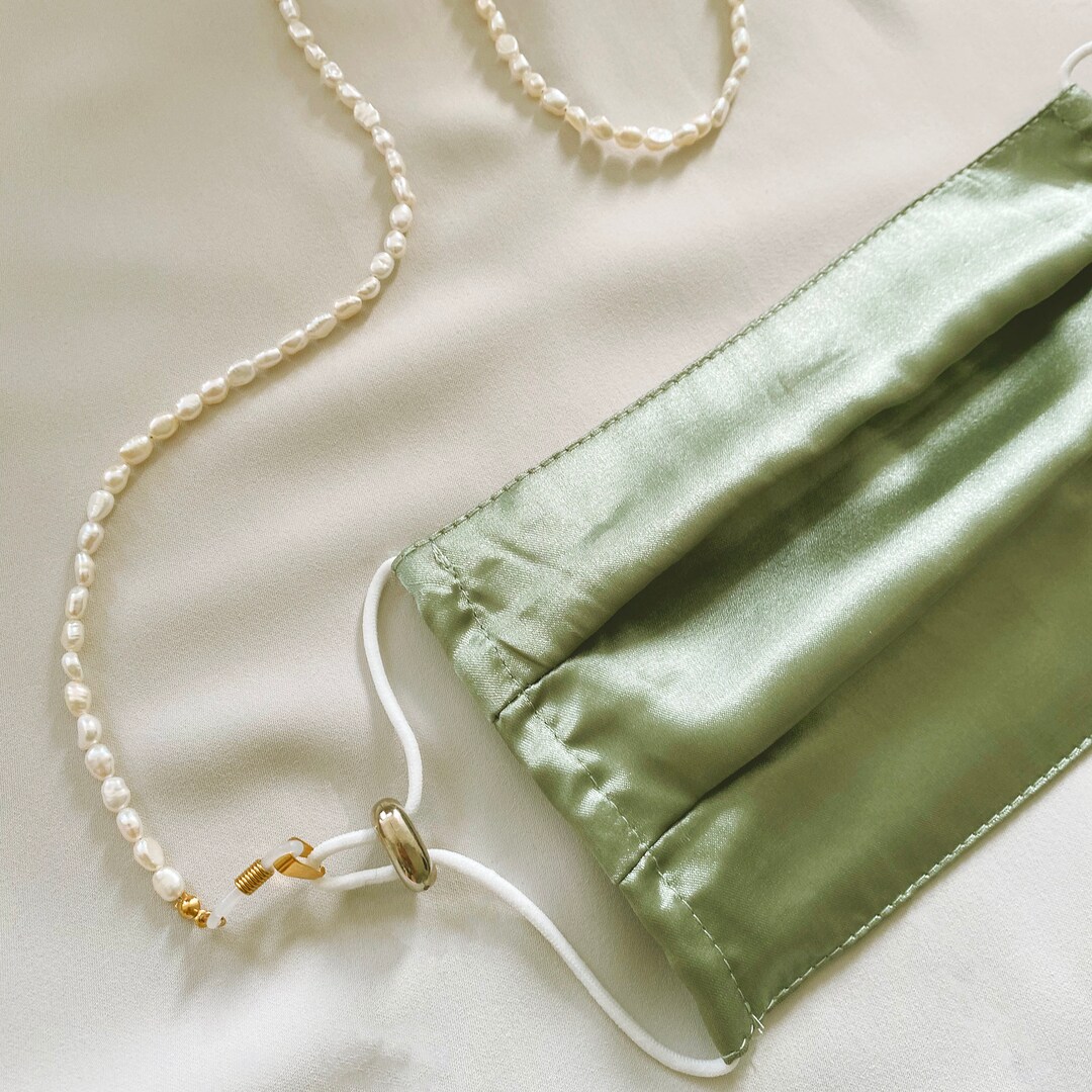 Pearl Mask Chain, Gold Pearl Neck Chain, Pearl Necklace, Sunglasses ...