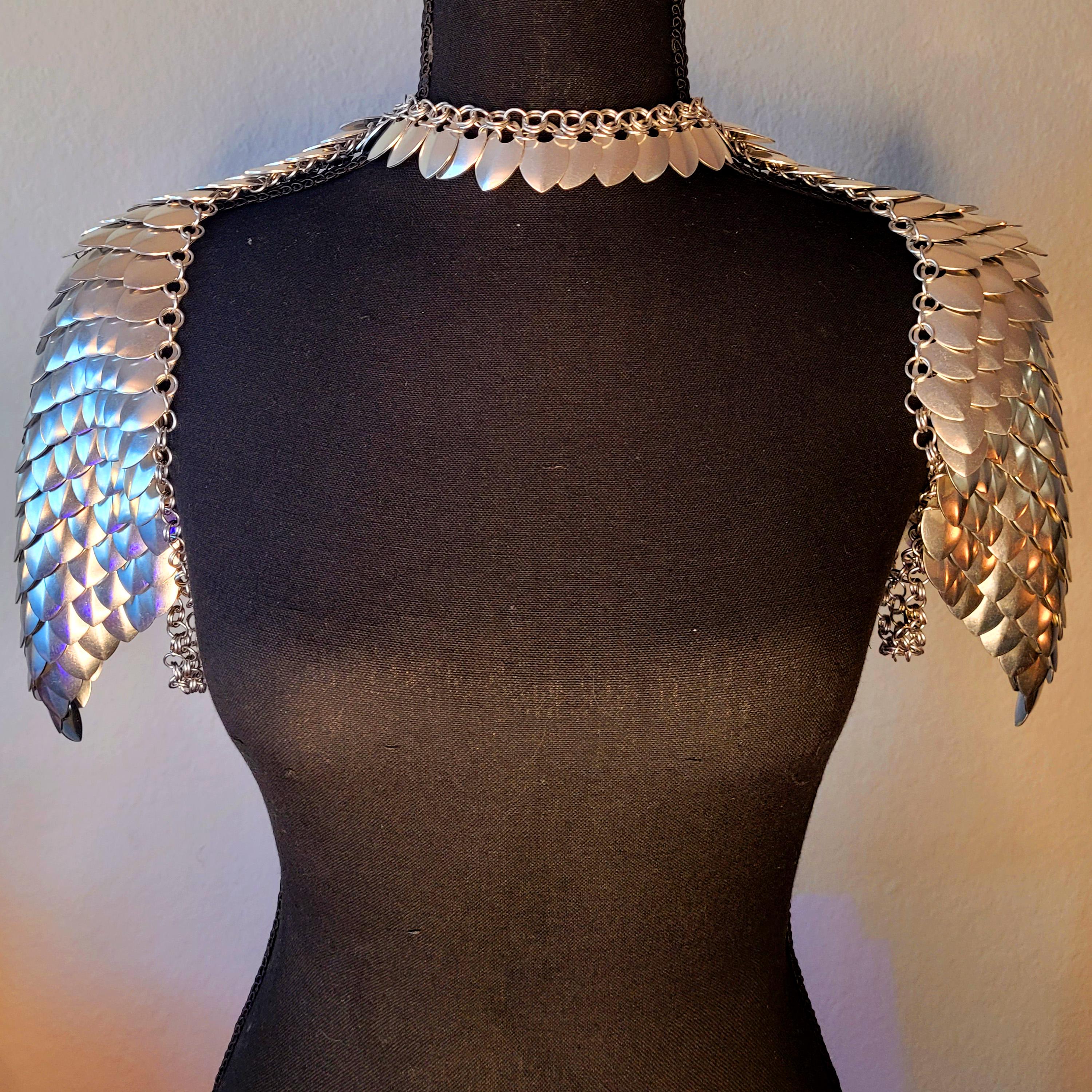 Silver Scalemail Pauldrons and Collar - Etsy