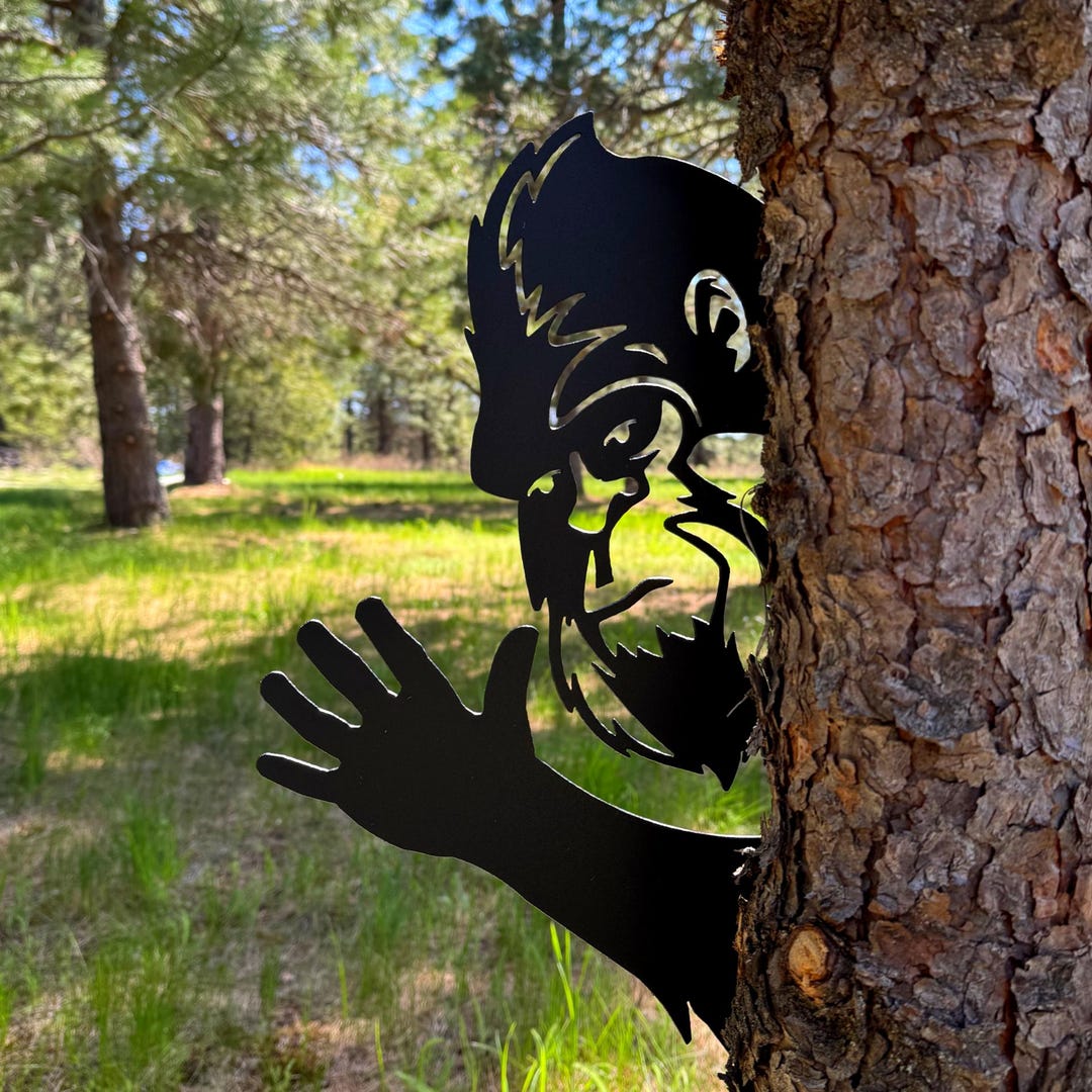 Peek-a-boo Waving Bigfoot Metal Sign – Wave Edition - Waving Sasquatch ...