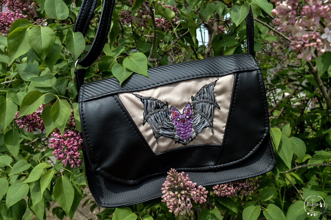 Handbag / Embroidered Bat - Etsy