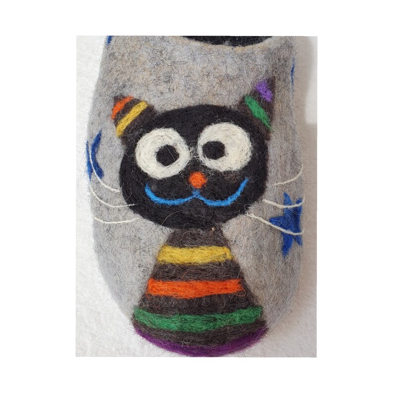 Woolen Natural Felted Slippers With Cat Design,house Shoes - Etsy