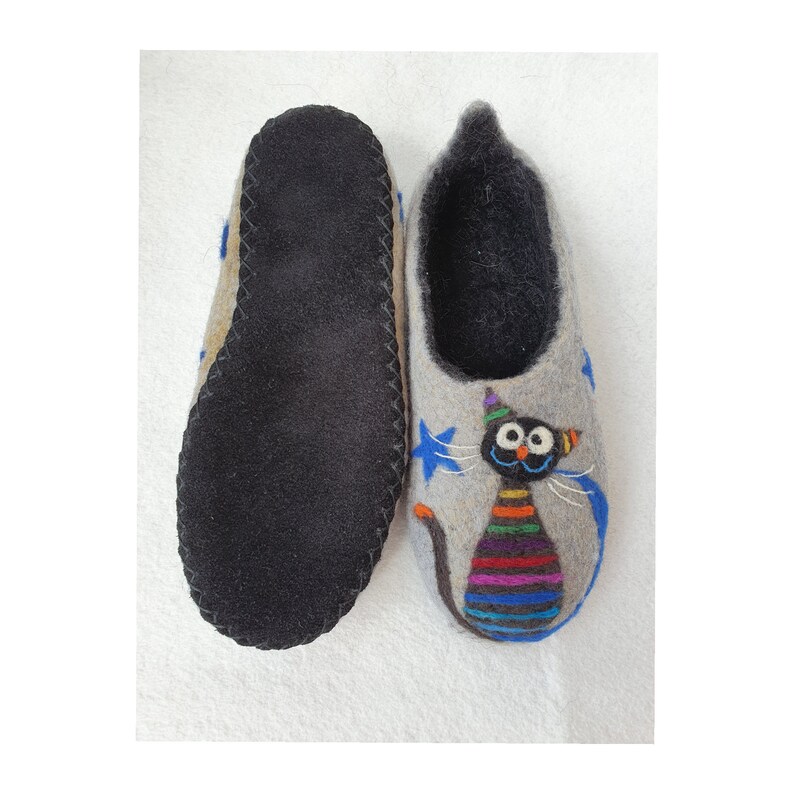 Woolen Natural Felted Slippers With Cat Design,house Shoes - Etsy