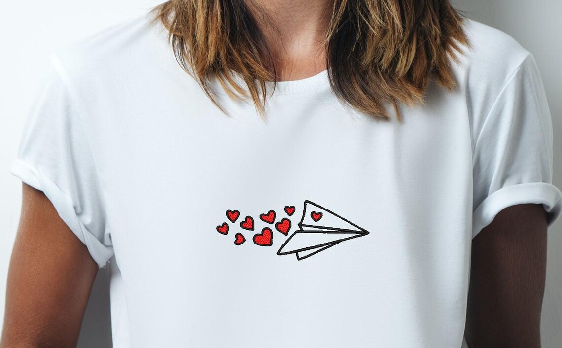 Paper Plane With Flying Hearts Machine Embroidery Design, Love ...