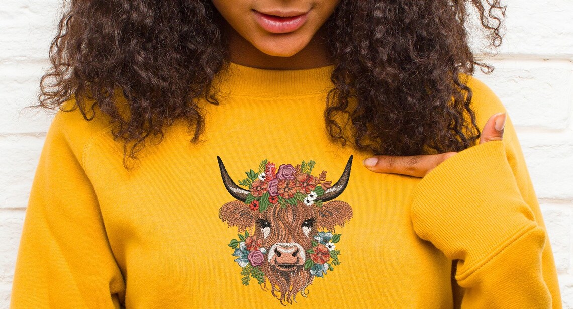 Floral Highland Cow Embroidery Design, Farm Animal Machine Embroidery ...