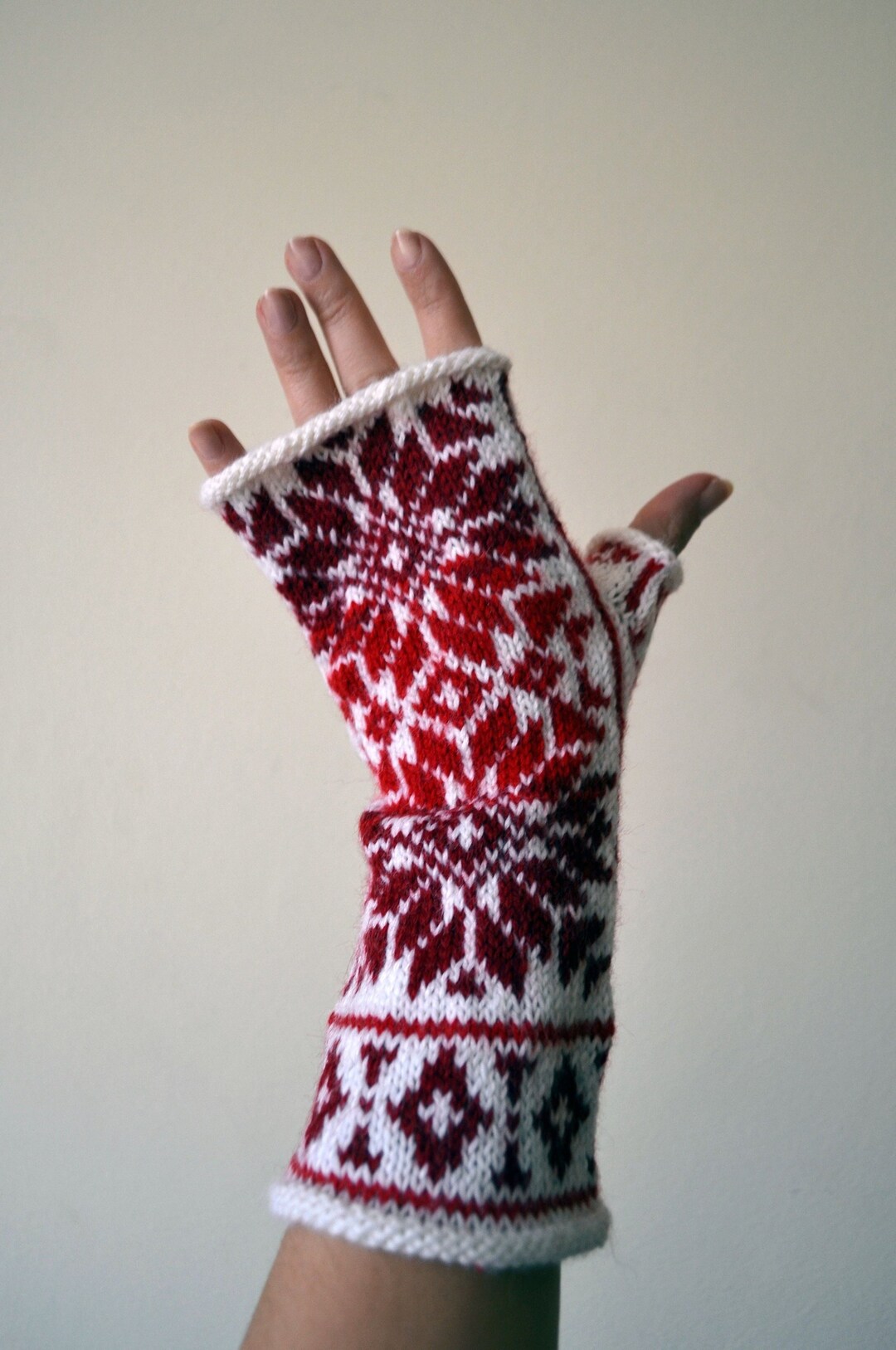 Red and White Christmas Fingerless Gloves With Stars - Etsy