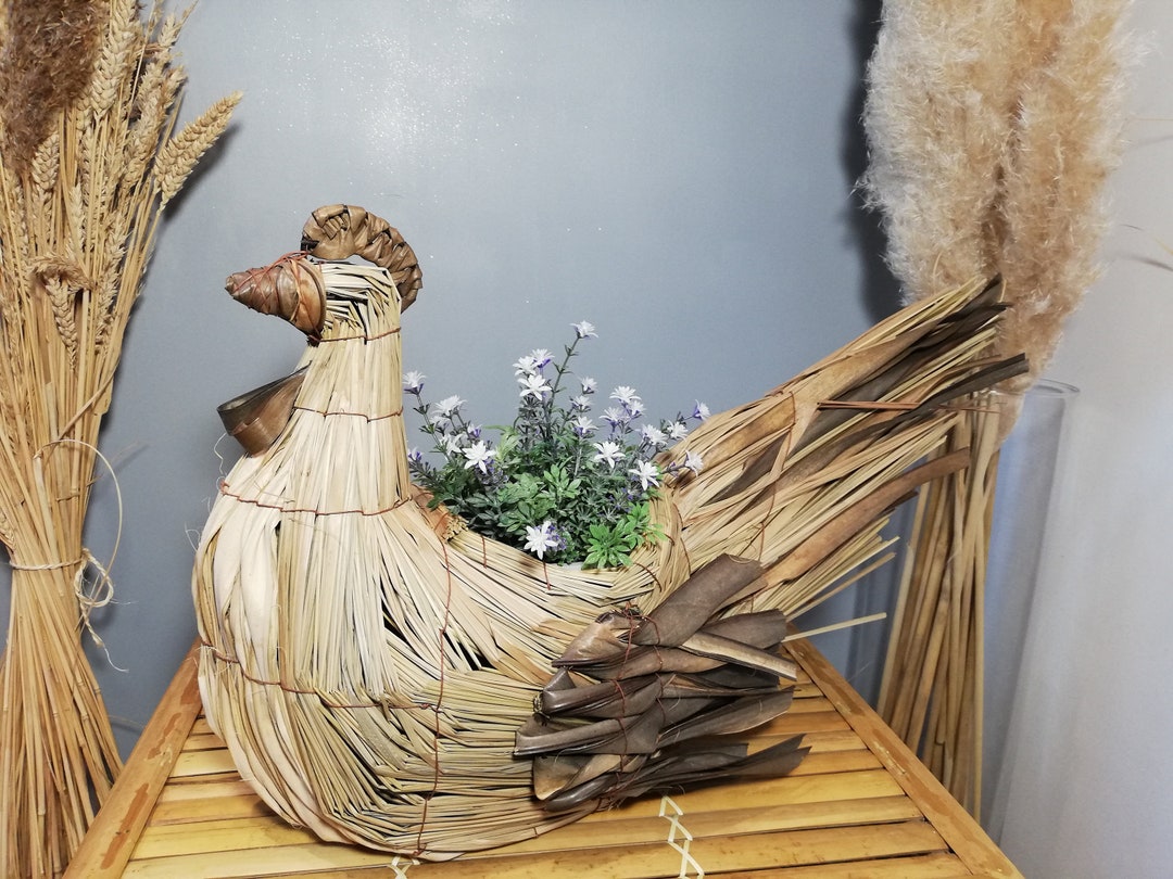 Planter / Straw Hen / Flowerpot / Wicker Hen / Wicker Plant - Etsy