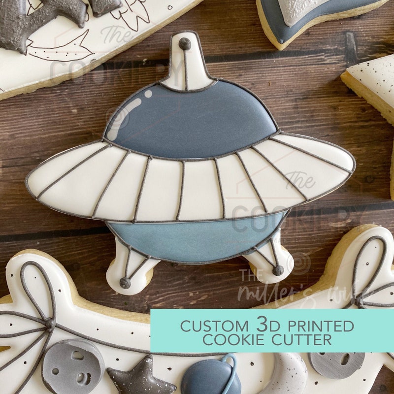 Alien Cookie Cutter - Etsy