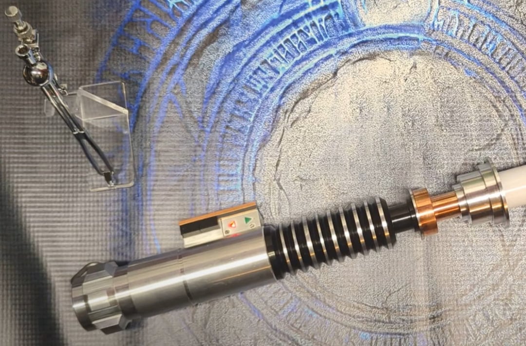 STL/ CFX Chassis for 7 Chambers Mom (magic of Myth) Cave Scene Hero - Etsy