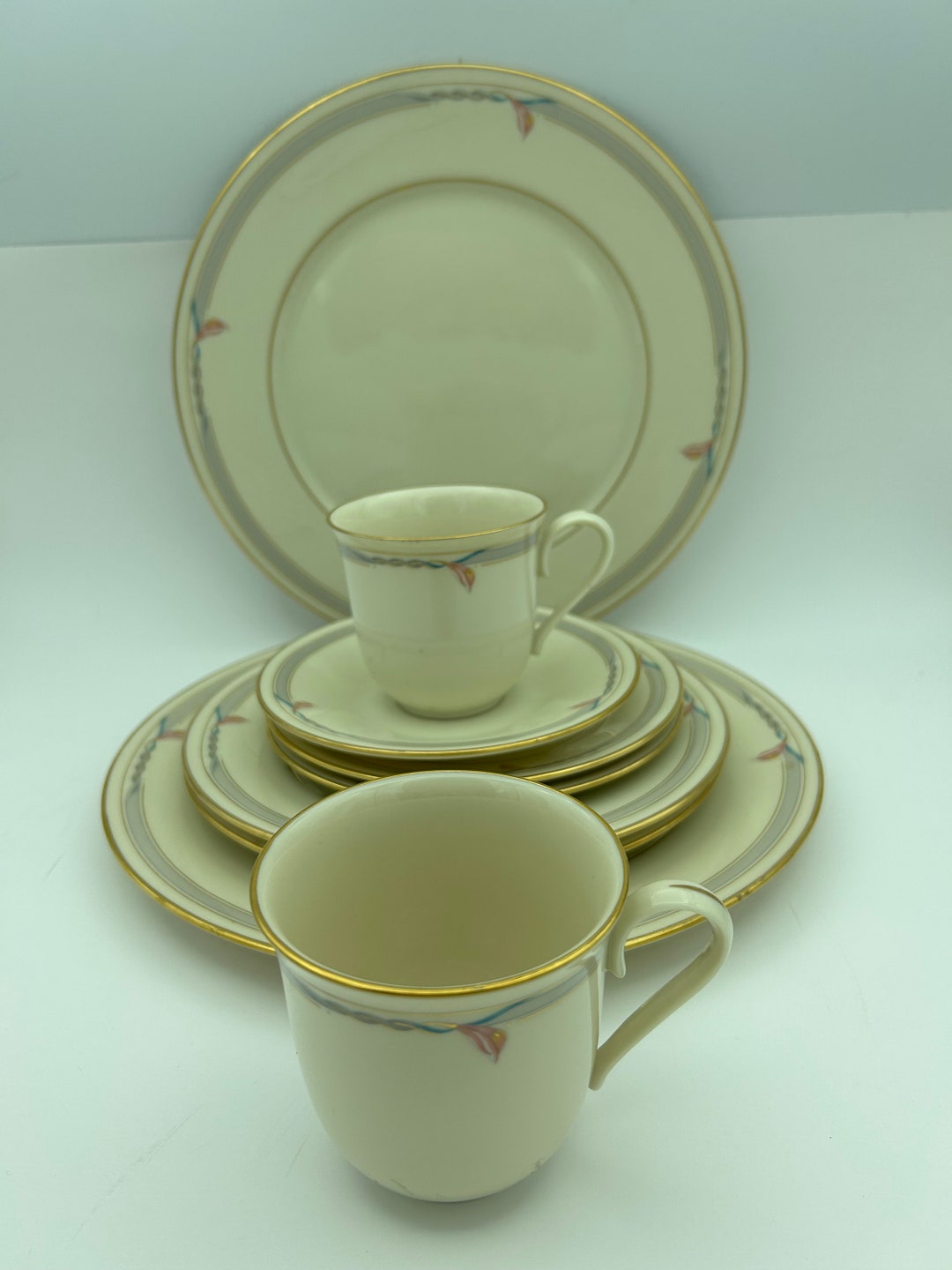 Vintage 9-piece Lenox Gramercy Calla Lily Pattern Dinnerware Set ...