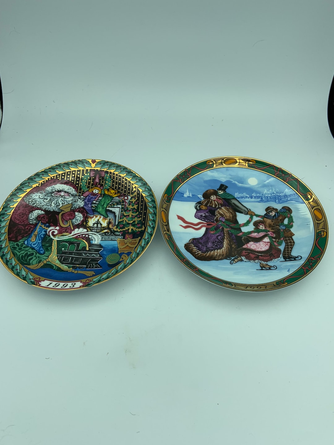 2 Vintage 1993 Hans Henrik Hansen Christmas 8 Collectible Plates Royal ...