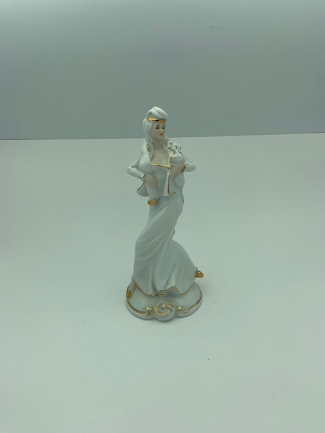 Vintage Monti Piero Designed in Spain 8 Inch White and Gold Gilt ...