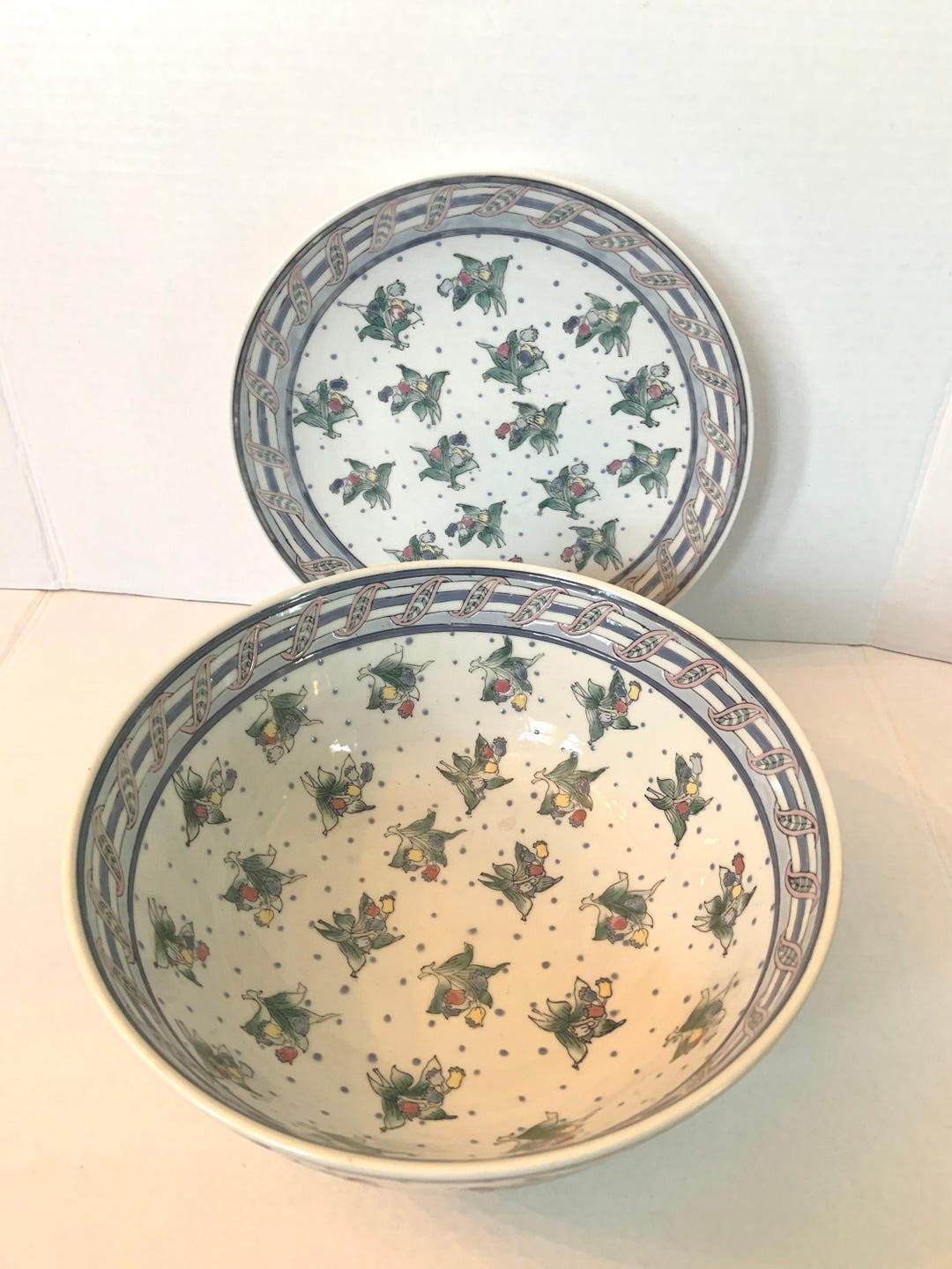 2-piece Decorative Asian Chinoiserie Style Dinnerware Set With Raised ...
