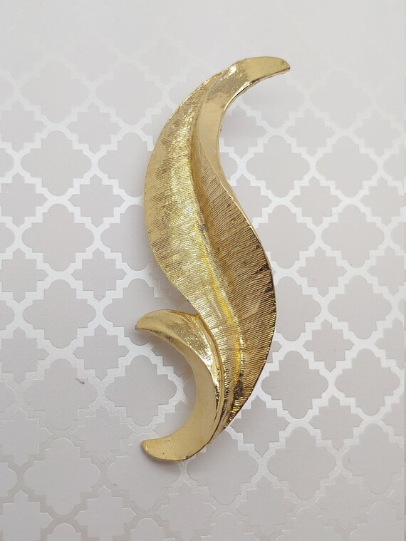 Vintage Gold Tone Etched Texture and Smooth Feather Brooch Pin | Etsy