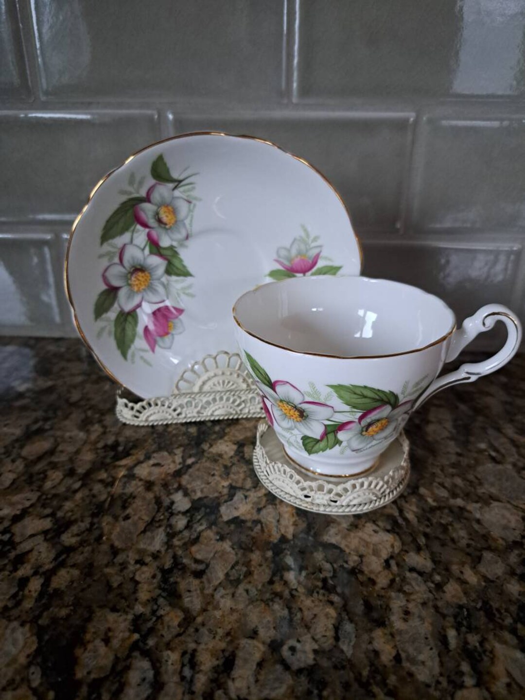 Beautiful Vintage Regency Bone China Christmas Rose Tea Cup and Saucer ...