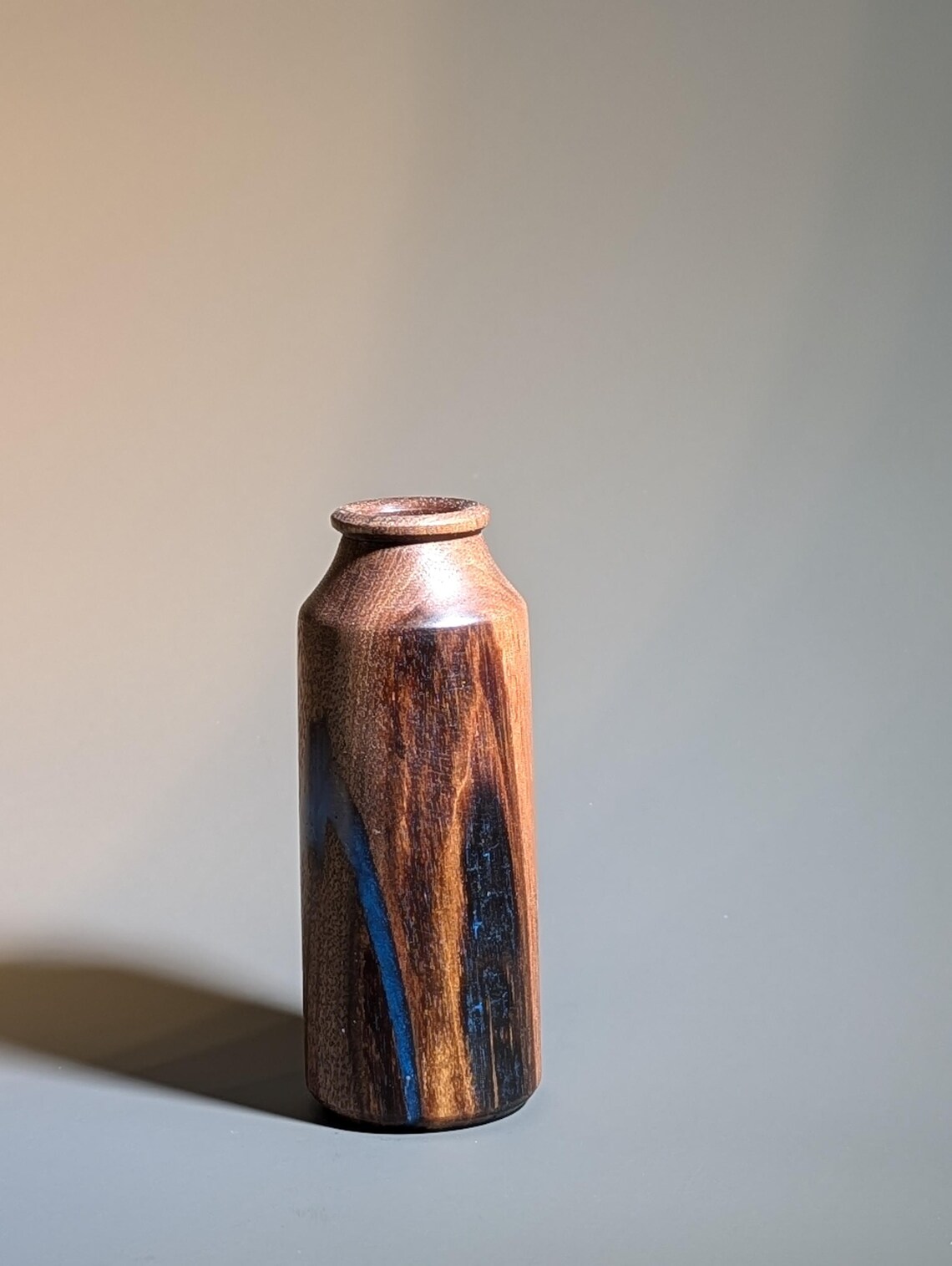 Rustic Wood and Resin Bud Vase - Unique Flower Vase for Weddings ...