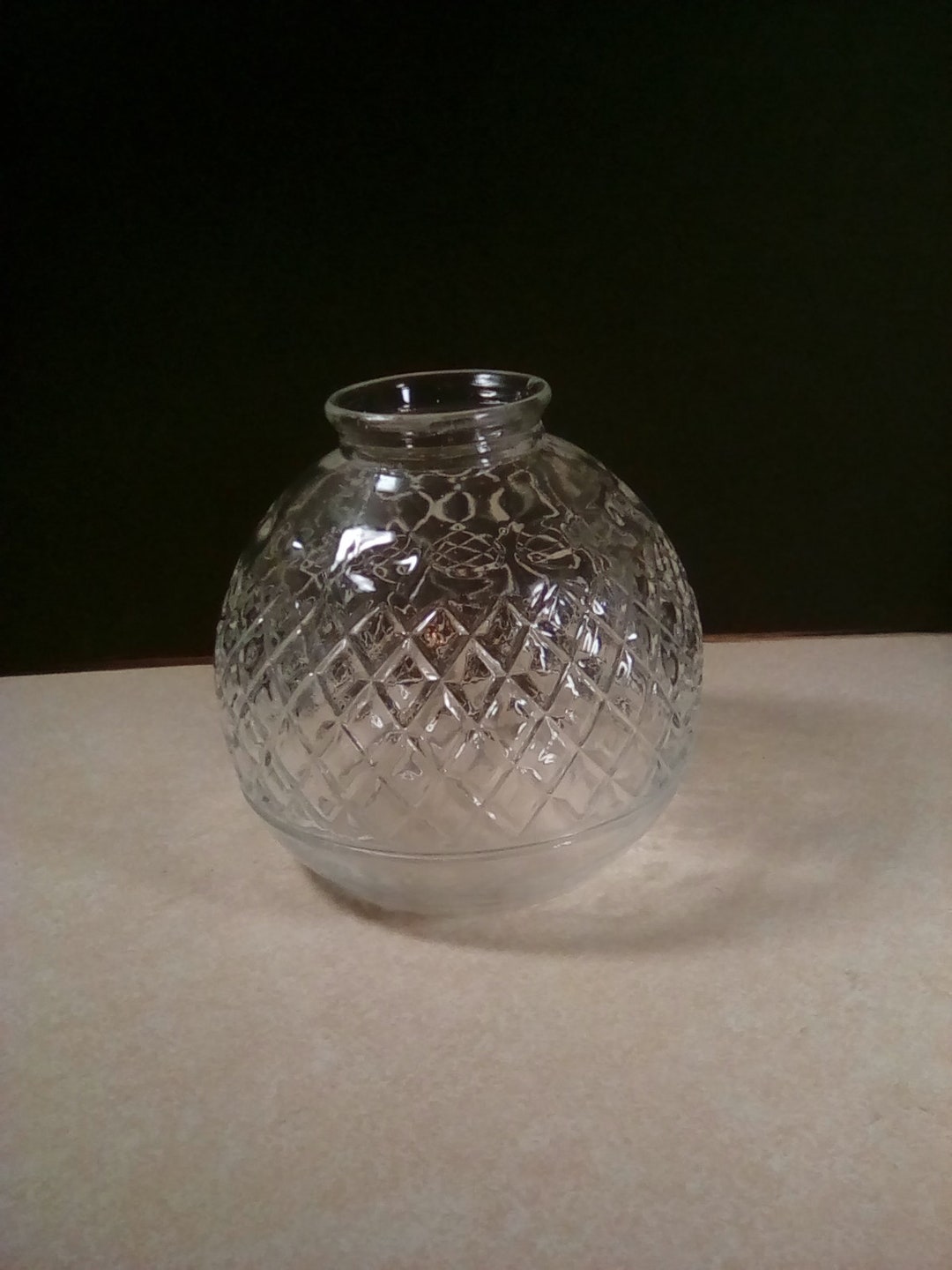 Clear Glass Round Diamond Pattern ,frosted Flowers and Leaves ...