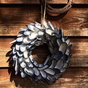 Mussel Wreath, Wreaths Made With Seashells, Wreaths for Beach Homes ...