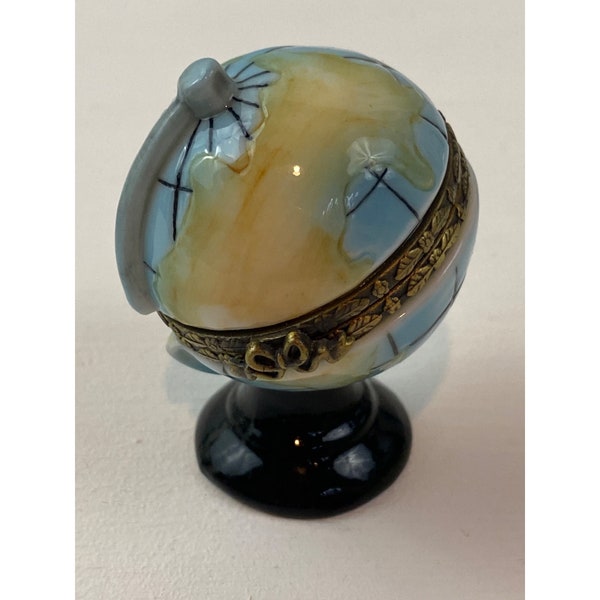 Globe Ring - Etsy