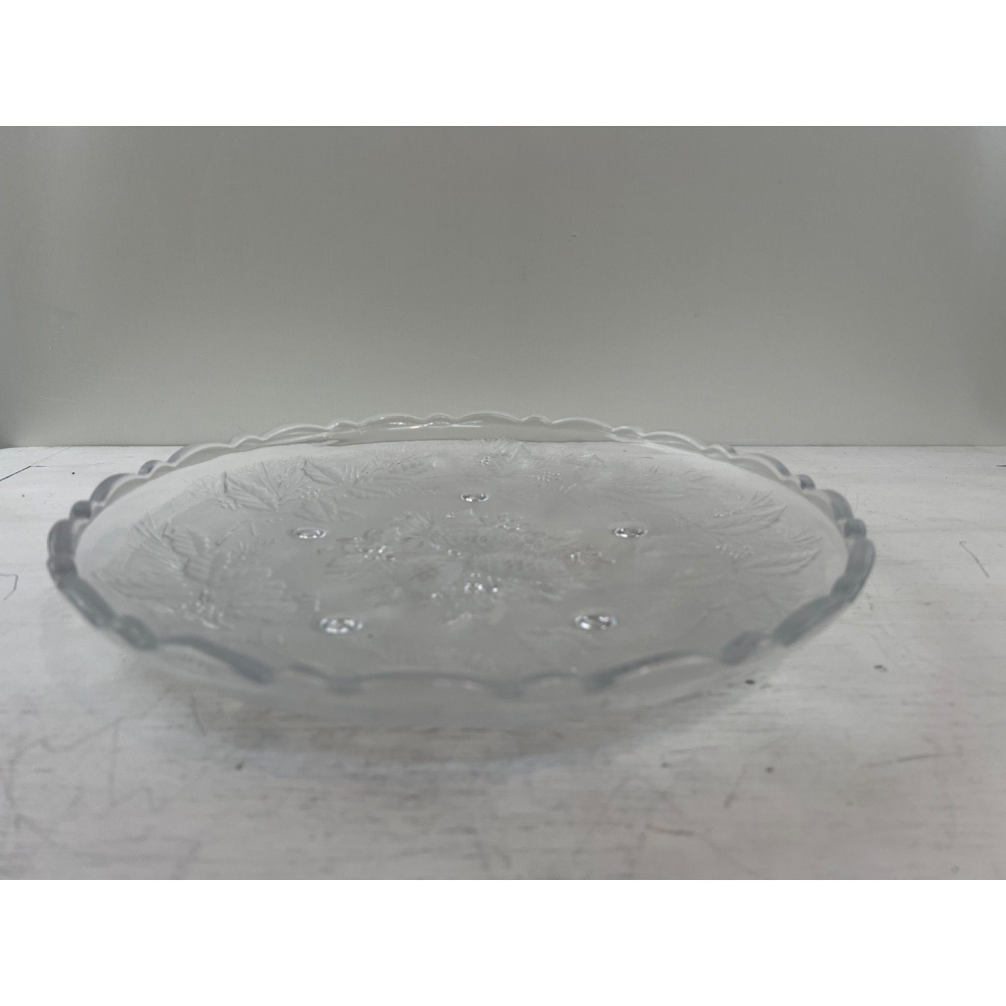 Vintage Studio Nova by Mikasa 14" Deck the Halls Round Crystal Platter ...