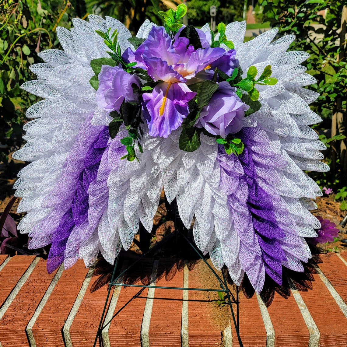 Floral Angel Wings Wreath: Custom Color Memorial Decor - Etsy