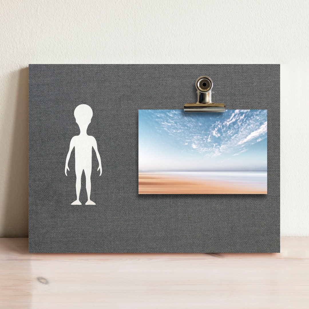Frame Alien Clip Frame Photo Frame Picture Frames Gift - Etsy