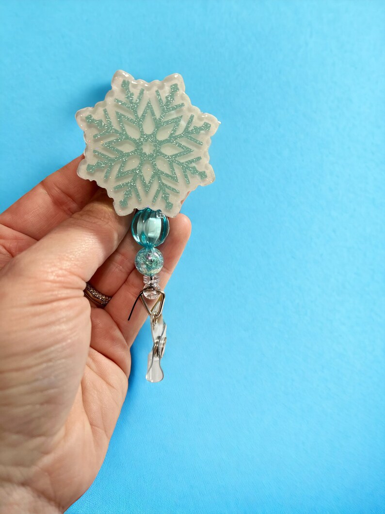 Snowflake Badge Reel, Christmas Badge Reel, Glittery Snowflake-winter ...