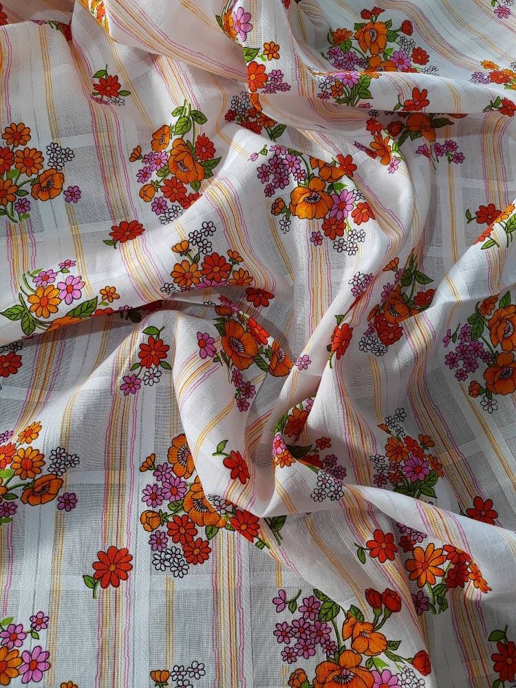 Vintage Textured Cotton Voile Fabric Retro Sweet Pansies from 1970 ...