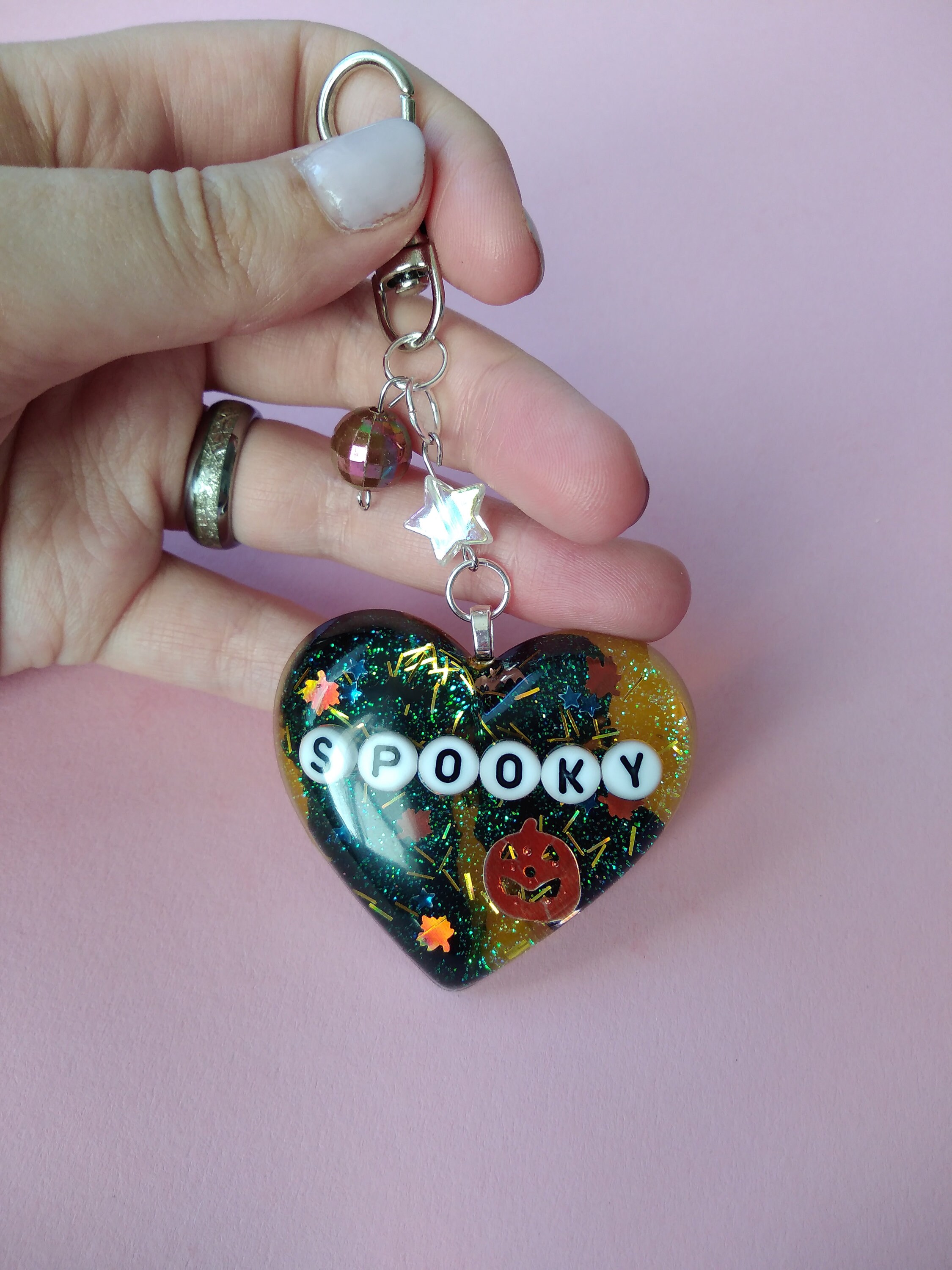 Spooky Halloween Kawaii Heart Keychain - Etsy