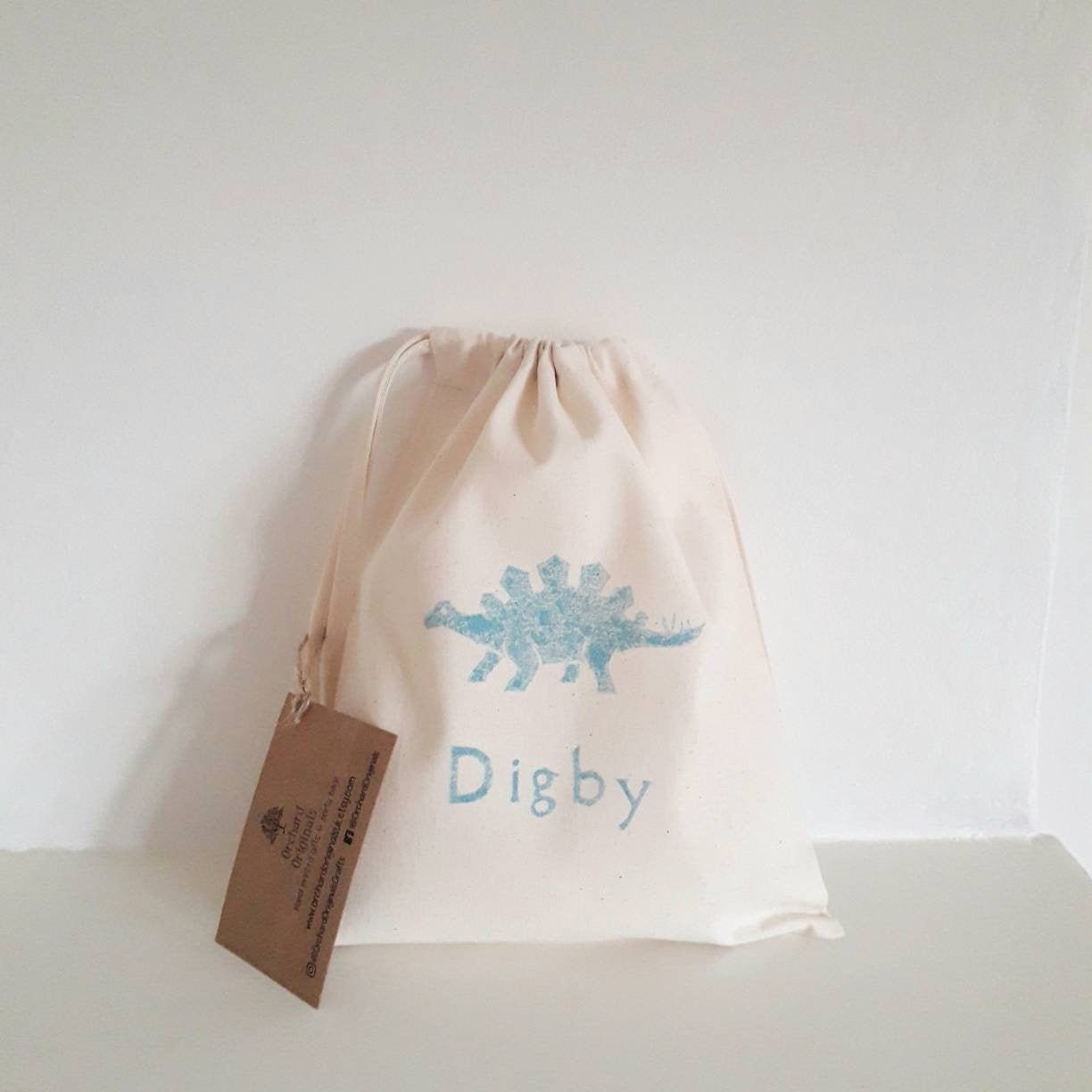 Hand printed Dinosaur drawstring bag Personalised Party - Etsy España