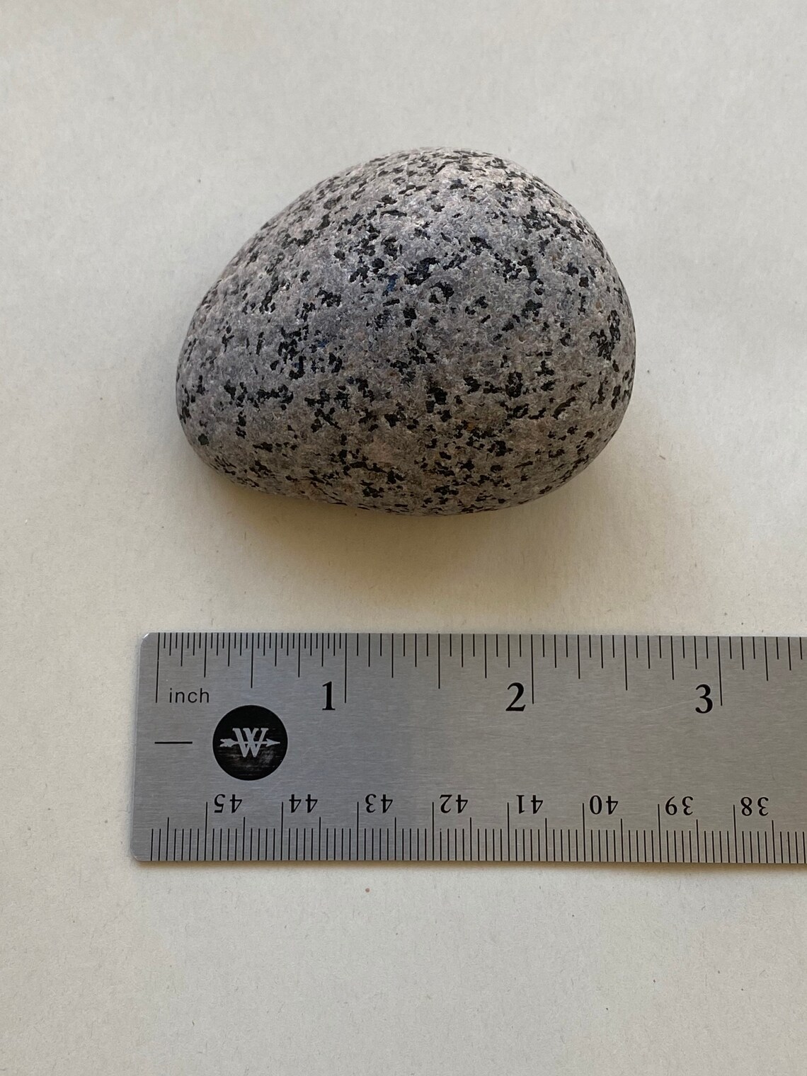 UV Reactive Yooperlite Stone 166g - Etsy