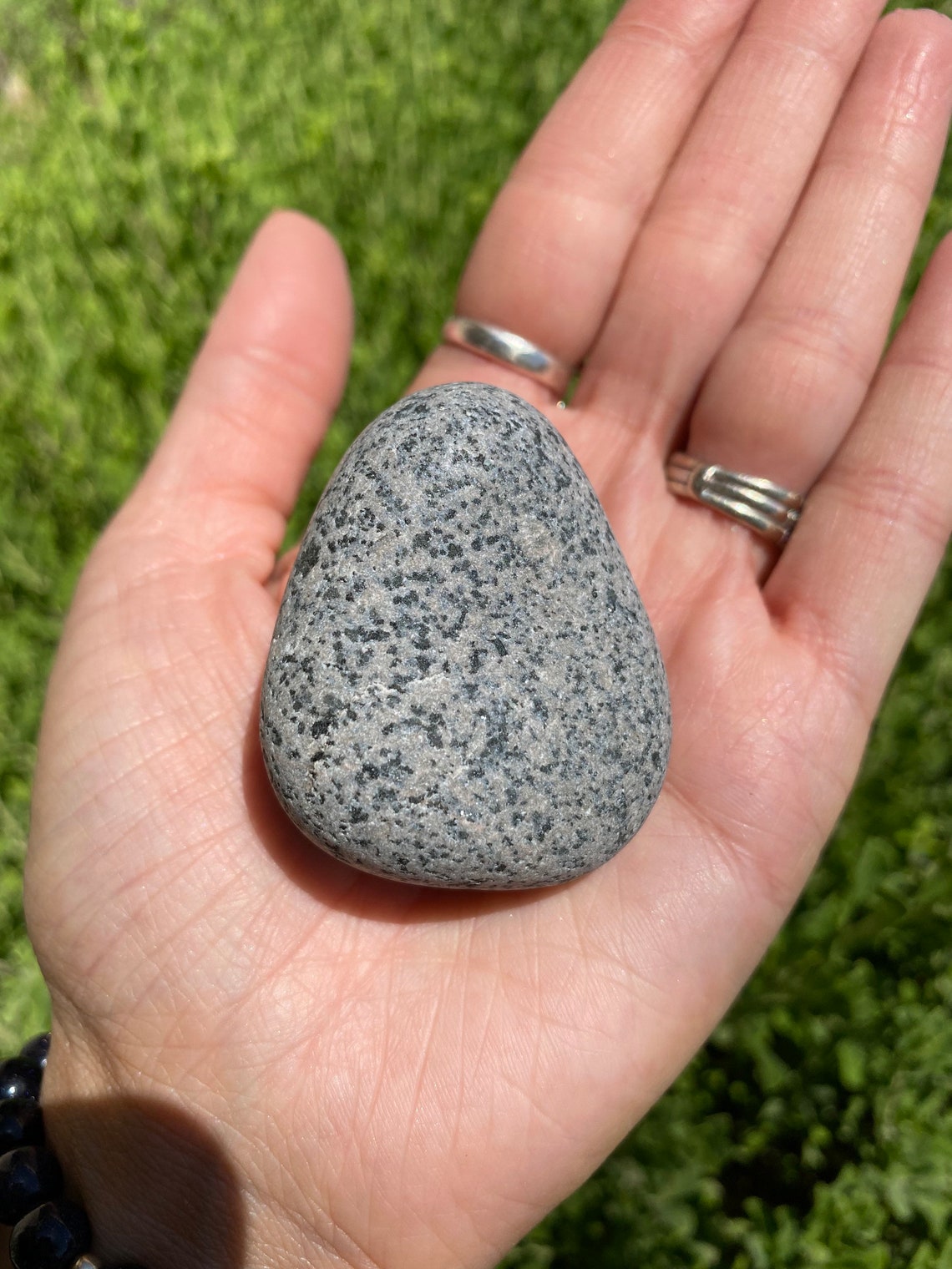 UV Reactive Yooperlite Stone 85g - Etsy