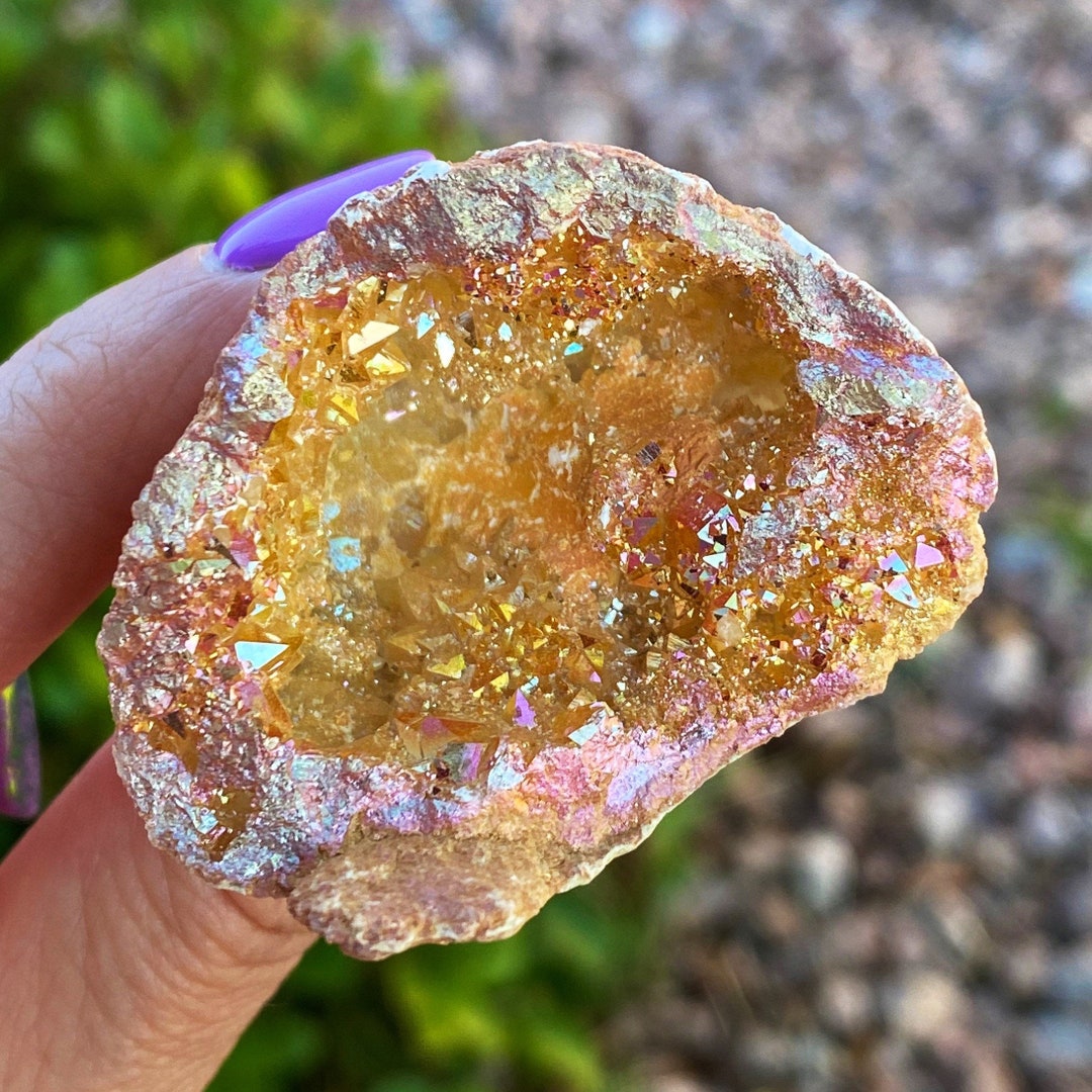 Sunset Aura Quartz Half Geode 40g, Aura Quartz, Aura Quartz Geode ...
