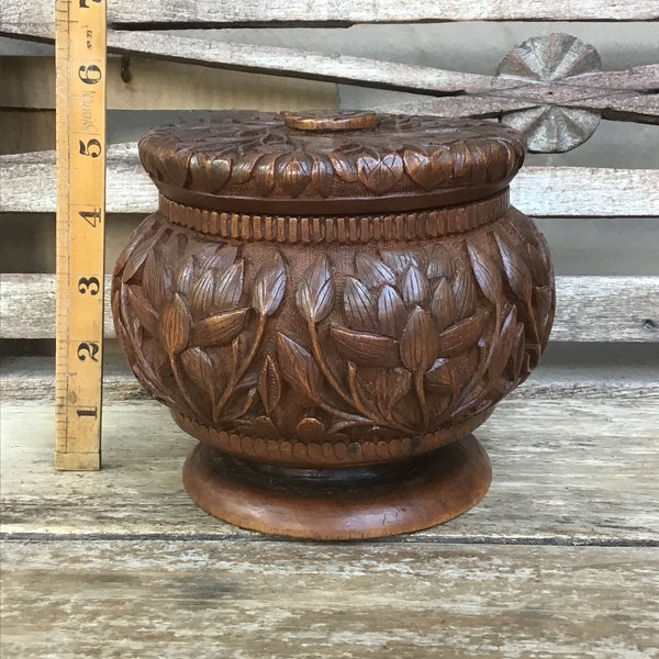 Carved Round Jewelry Box - Etsy