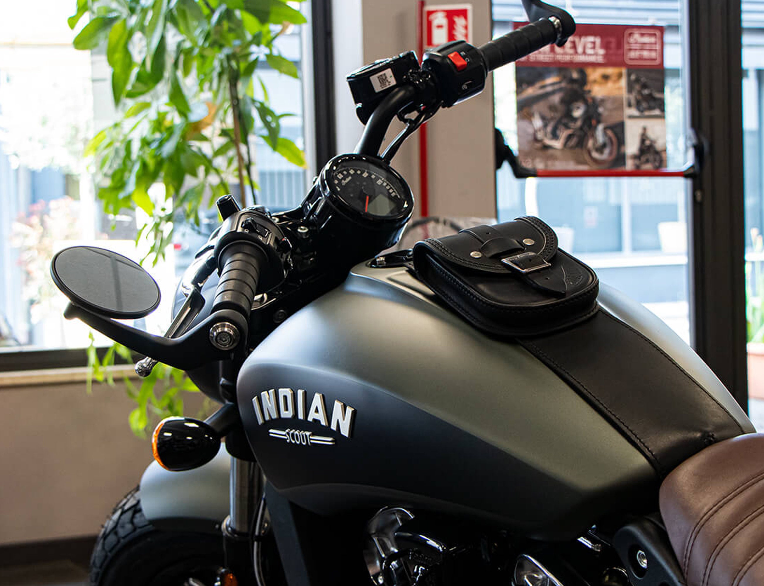 Detachable Leather Tank Bag: Indian Scout Bobber, Rogue, Sixty - Etsy
