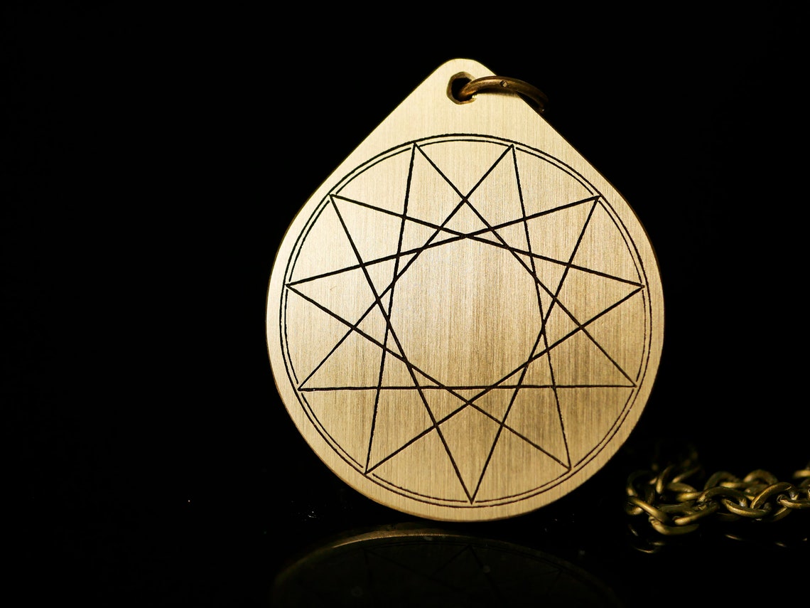 11 pointed star Hendecagram pendant | Etsy