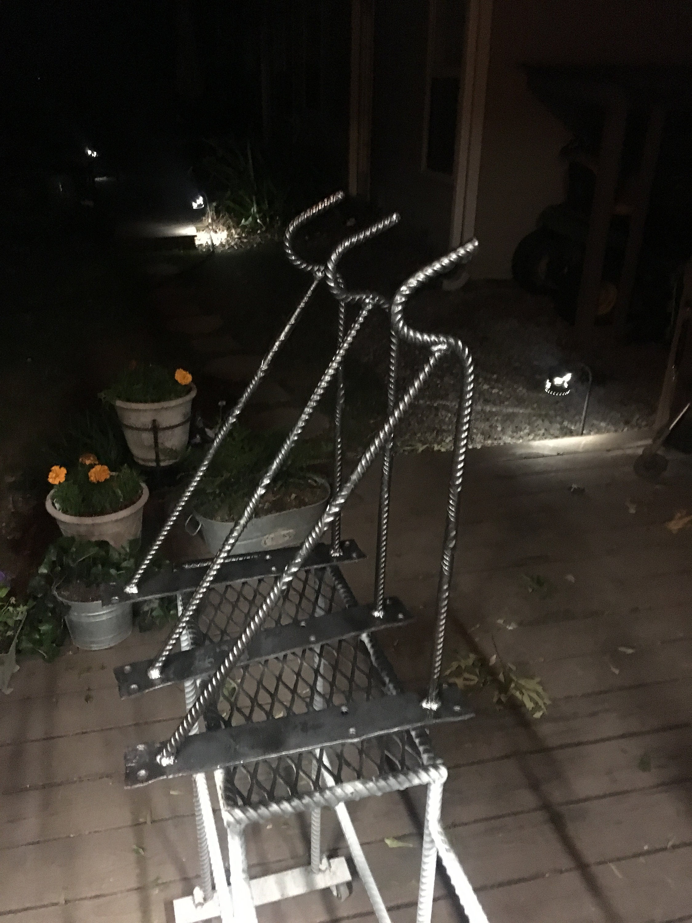 Large Hanging Planter/basket Wall Bracket,welded and Forged Twisted ...