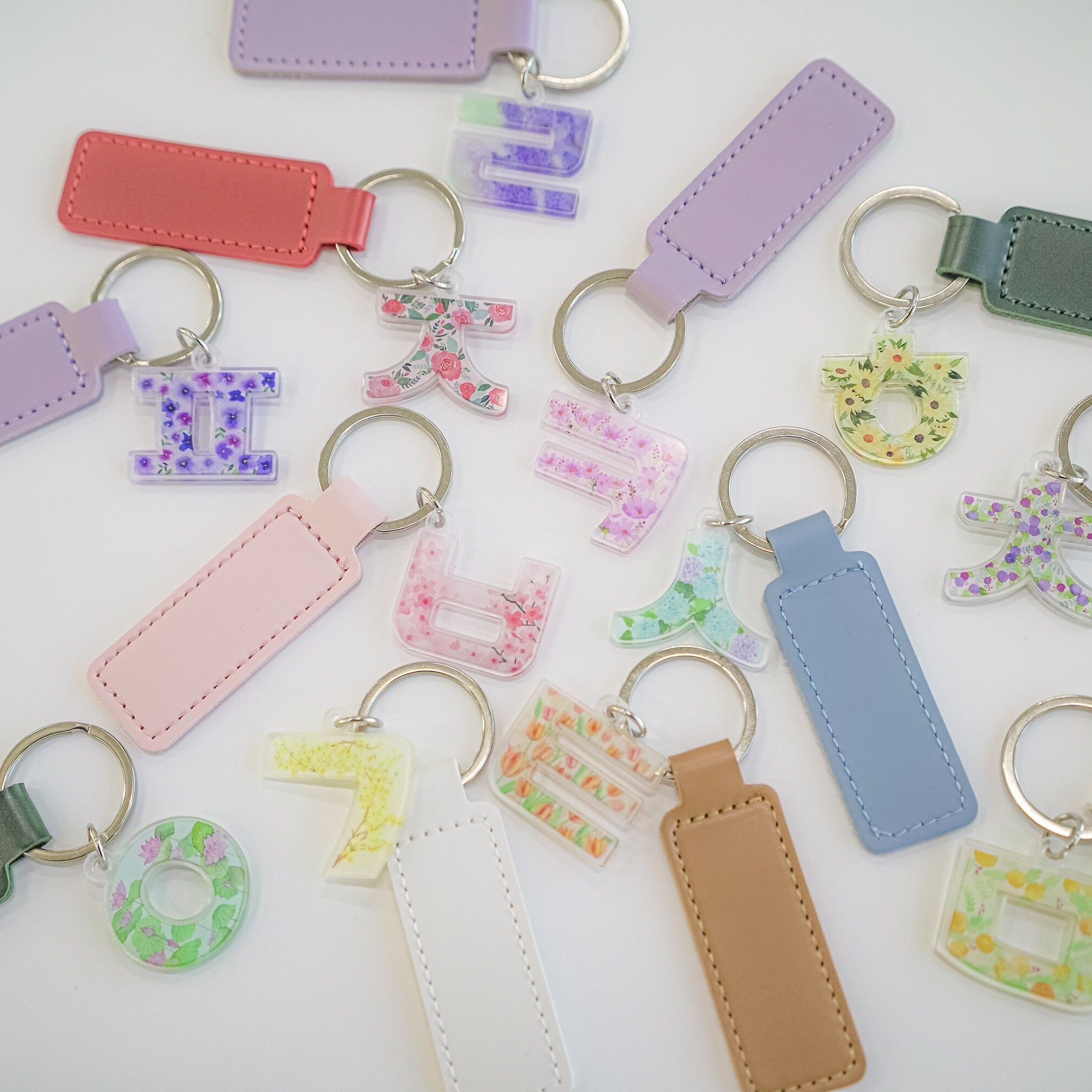 ㄷ Floral Hangeul Korean Name Keyring / Seoul BTS Korean - Etsy
