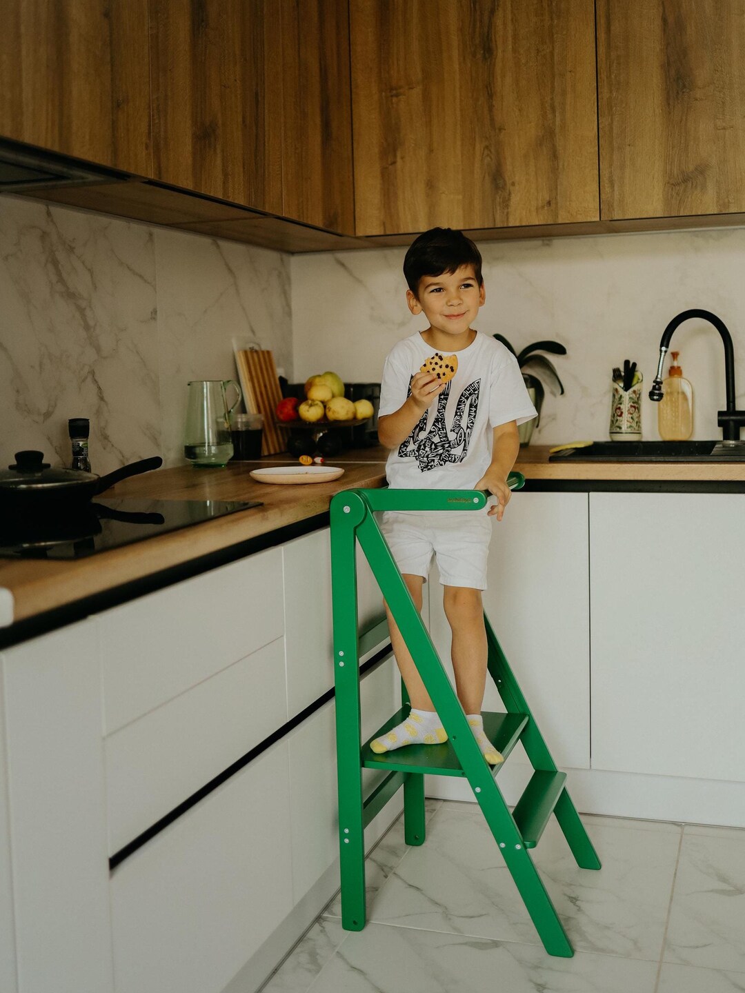 Handmade Adjustable Kitchen Tower LELEKA, RAL 6001 Emerald Green, Super ...