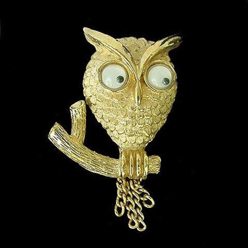 Vintage Owl Brooch Avon - Etsy