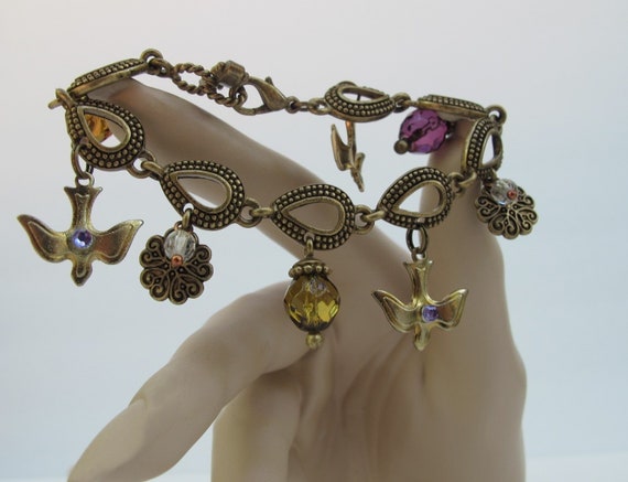 Flying Birds Charm Bracelet, Animal Jewelry, Birds in… - Gem