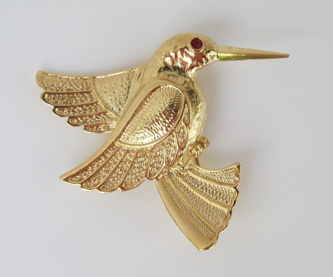 Hummingbird in Flight Gold Tone Brooch - Etsy