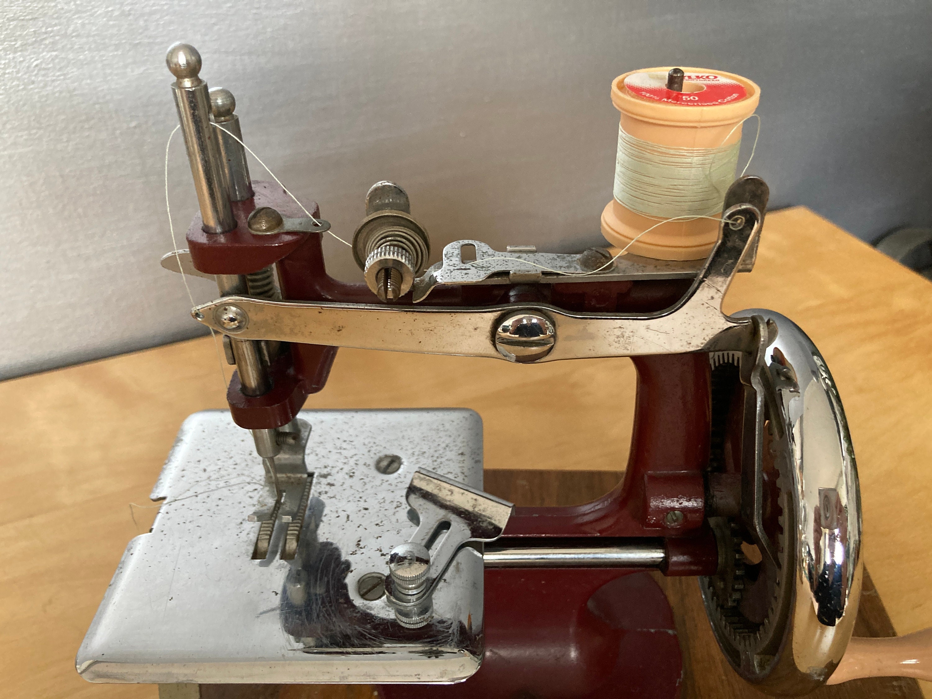 Essex Mk 1 Miniature Sewing Machine Chain Stitch Sewing - Etsy UK