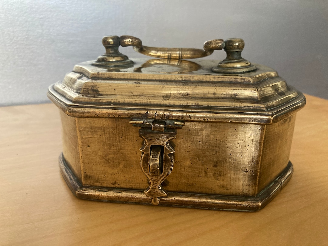 Antique Indian Brass Paan Daan Box, Indian Spice Box, Supari Box, Betel ...