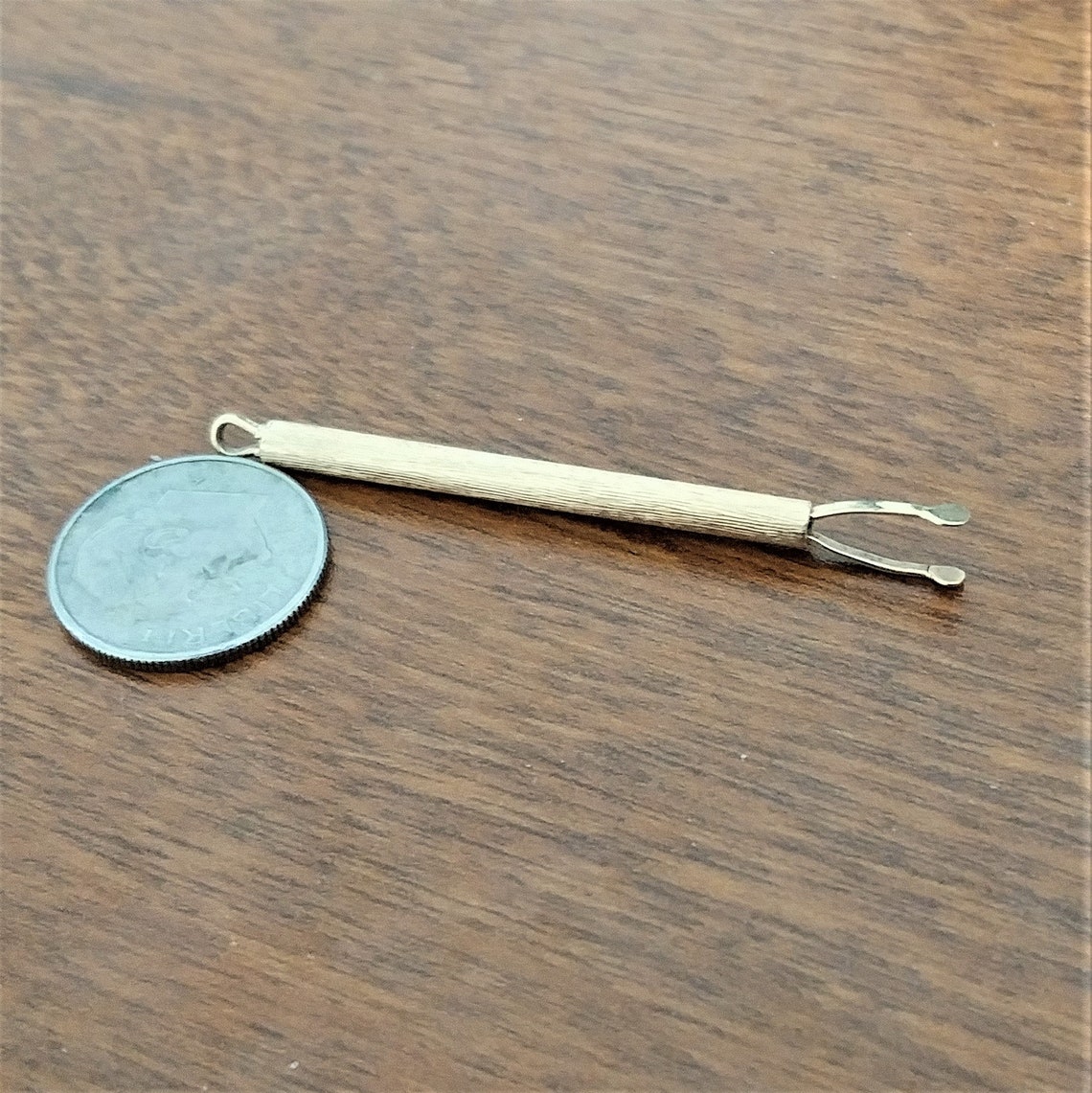 Custom Made 14K Gold Mini Retractable Clip - Etsy