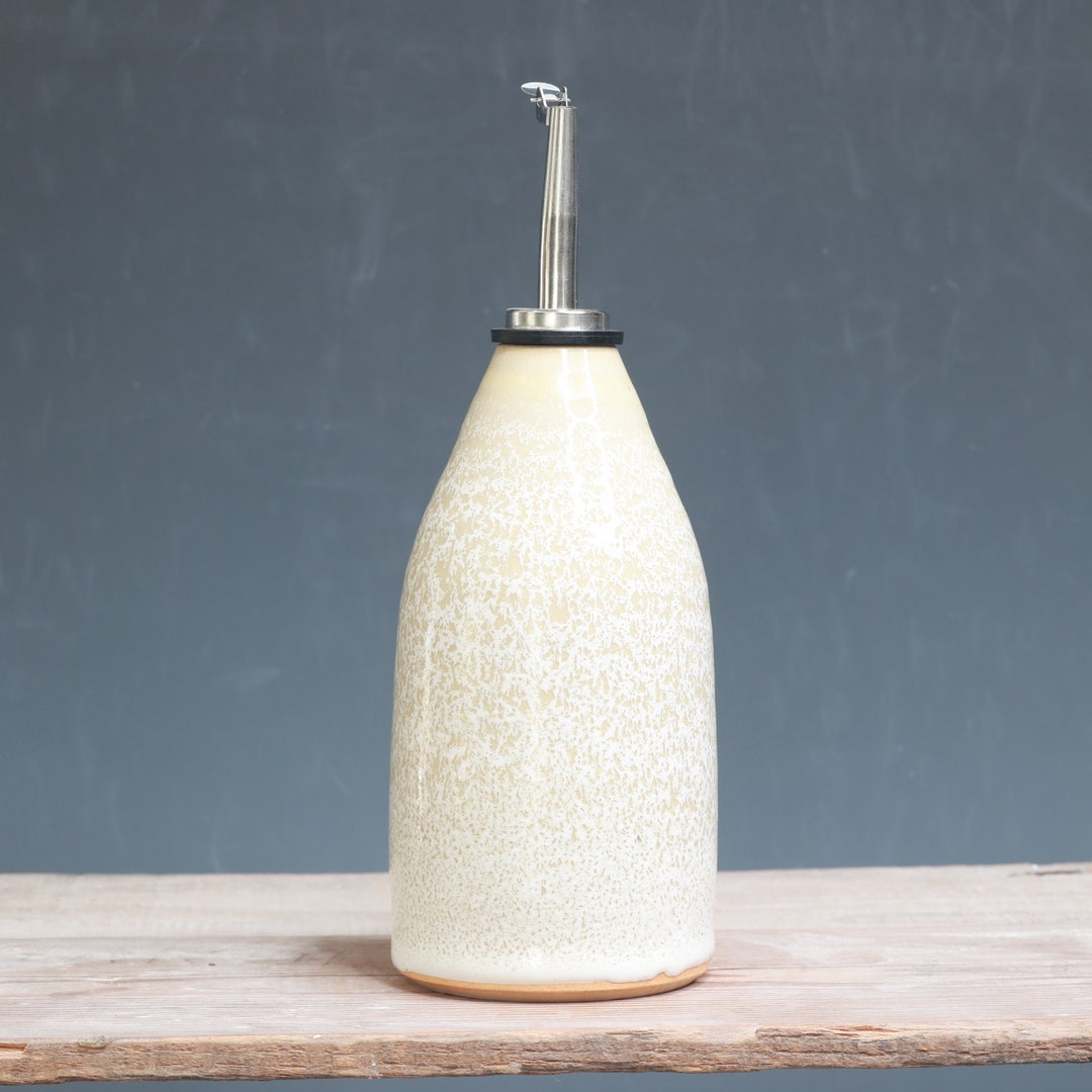 White Gloss and Alabaster Oil Dispenser - Etsy