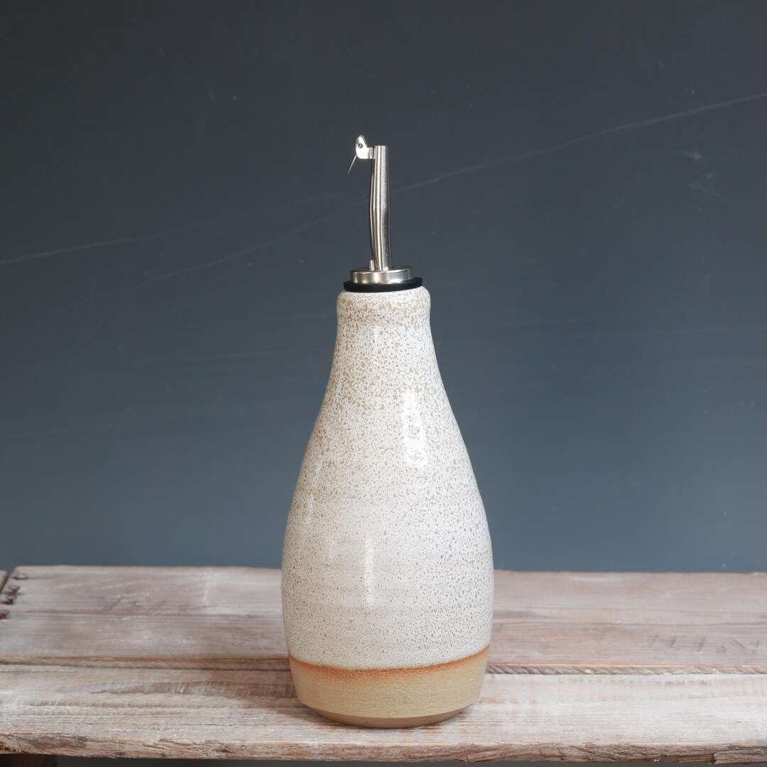 White Gloss and Alabaster Oil Dispenser - Etsy