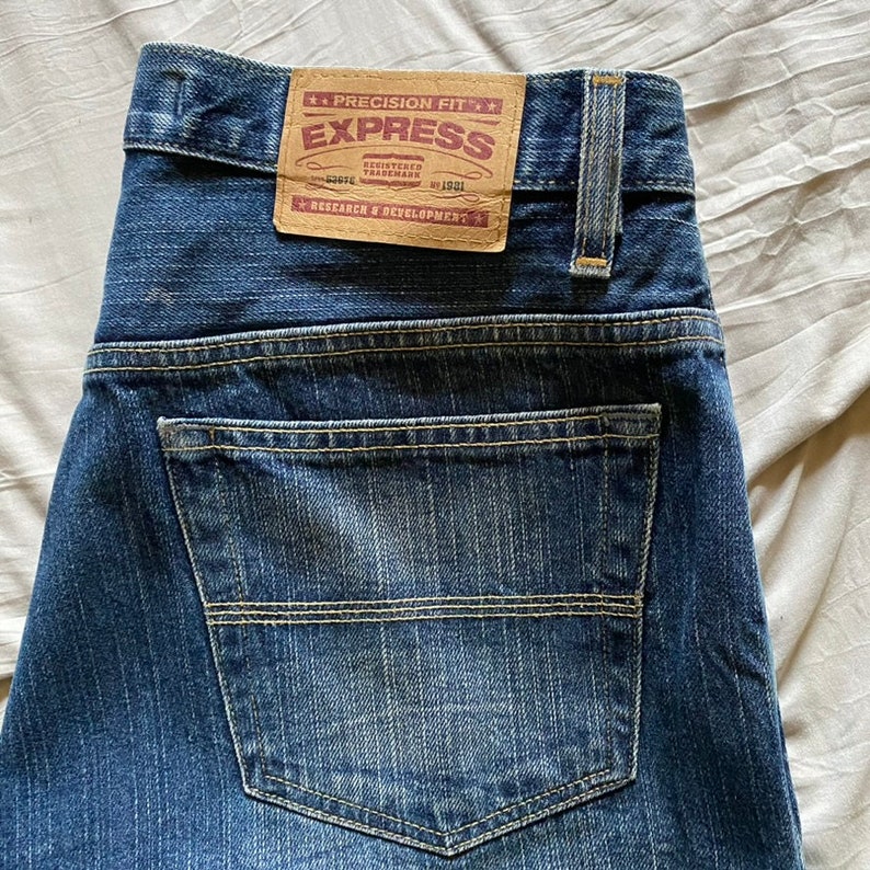 Express Vintage Precision Fit Jeans Straight Leg Faded Heavy Starch ...