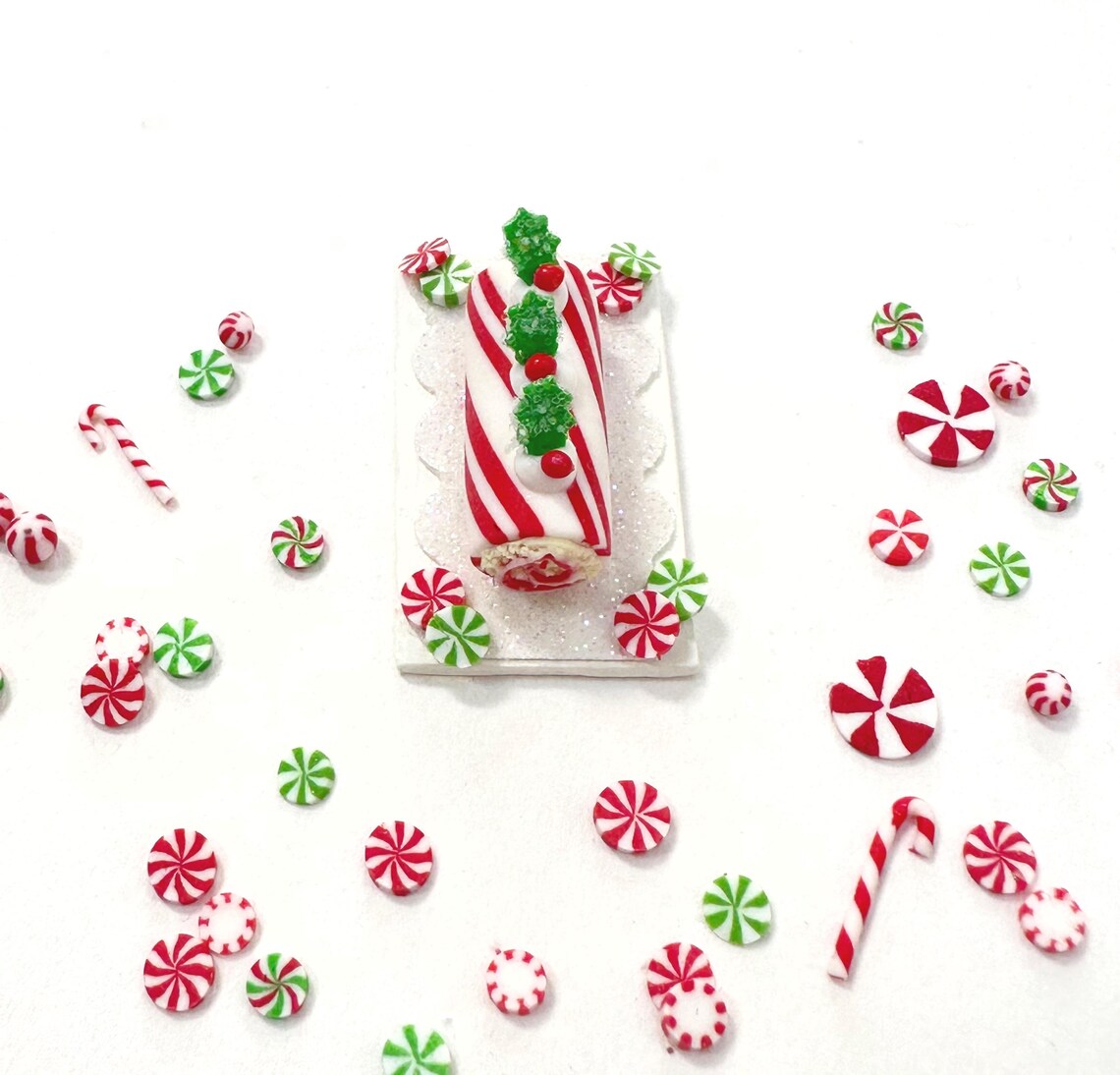 Christmas ~ Festive Candy Cane and Holly Swiss Roll ~jelly Roll ~ Yule ...
